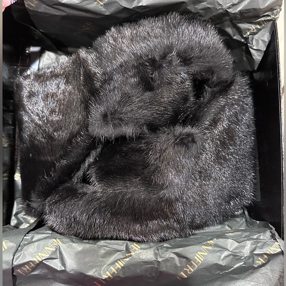 Jennifer Le | Shoes | Jennifer Le Think Mink Brand New | Poshmark